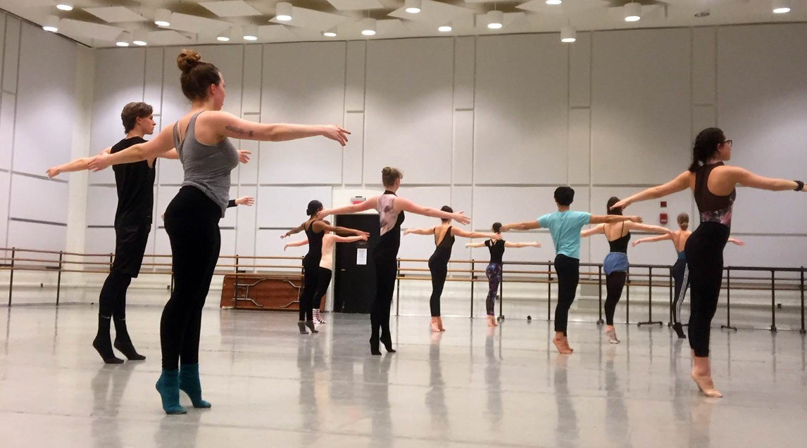 Learn To Dance Professionally With Dance Classes